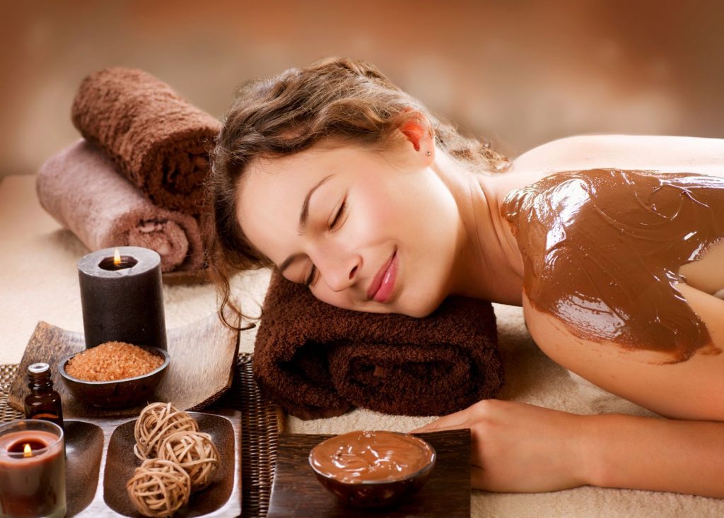 Cómo hacerte un en casa un tratamiento de chocolaterapia - Más q Moda